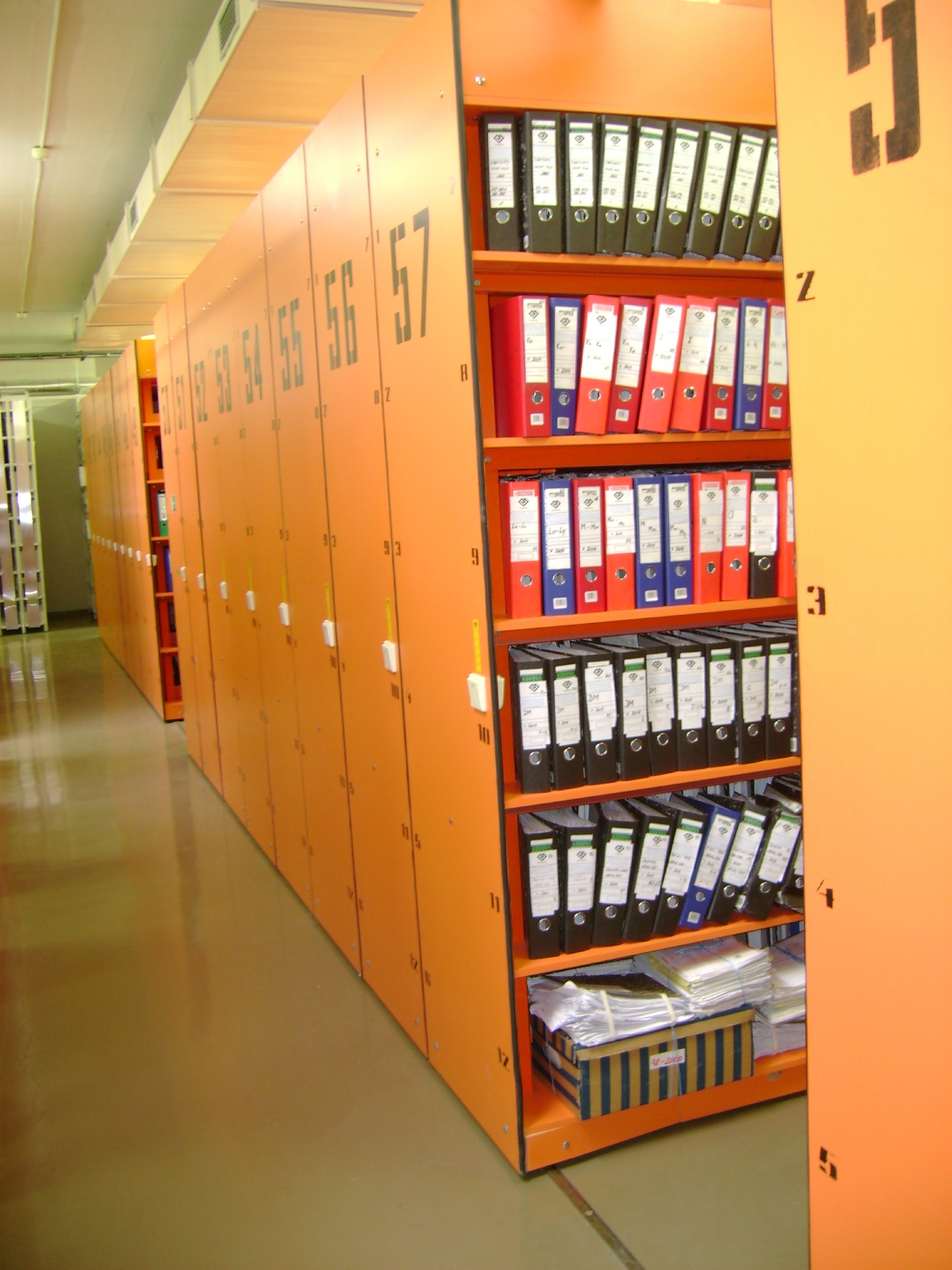 Mobile shelving racks - Hofi Enge ENG